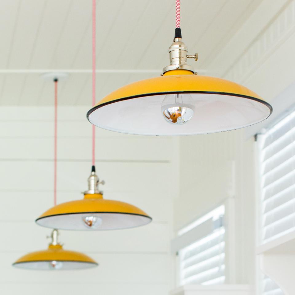 550 Porcelain Yellow