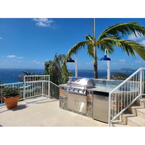 Bomber Single Post Mount Light | Barn Light Electric