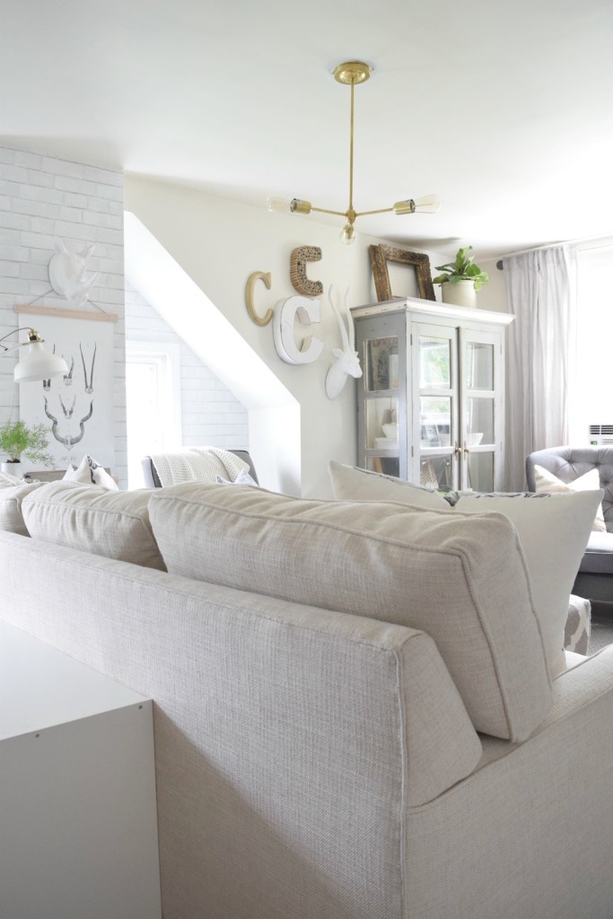 Modern Brass Chandelier Adds Warmth to Neutral Guest Room | Inspiration ...