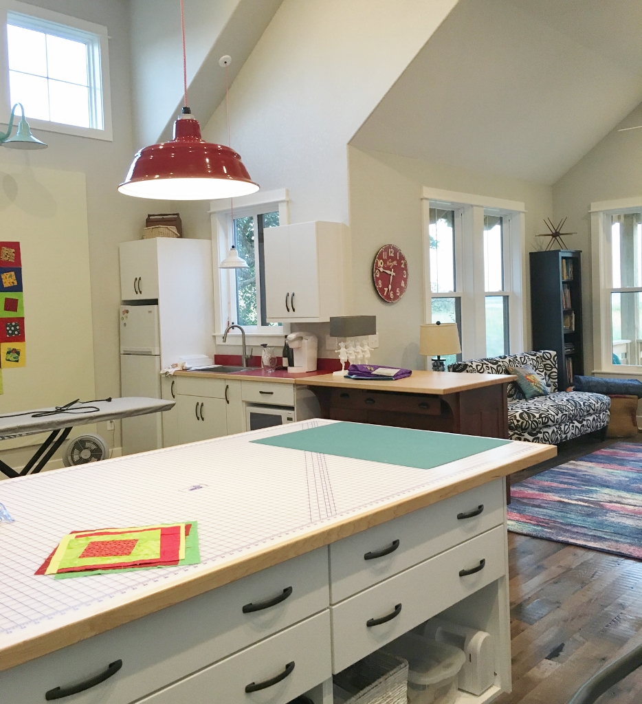 Task Lighting Both Functional & Stylish for Quilt Studio | Inspiration ...