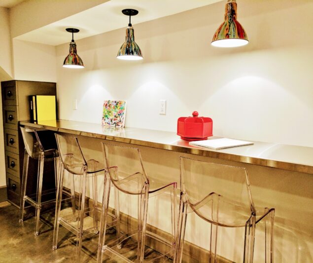 Pendant Lights Bring Playful Color to Kids' Art Space | Inspiration ...