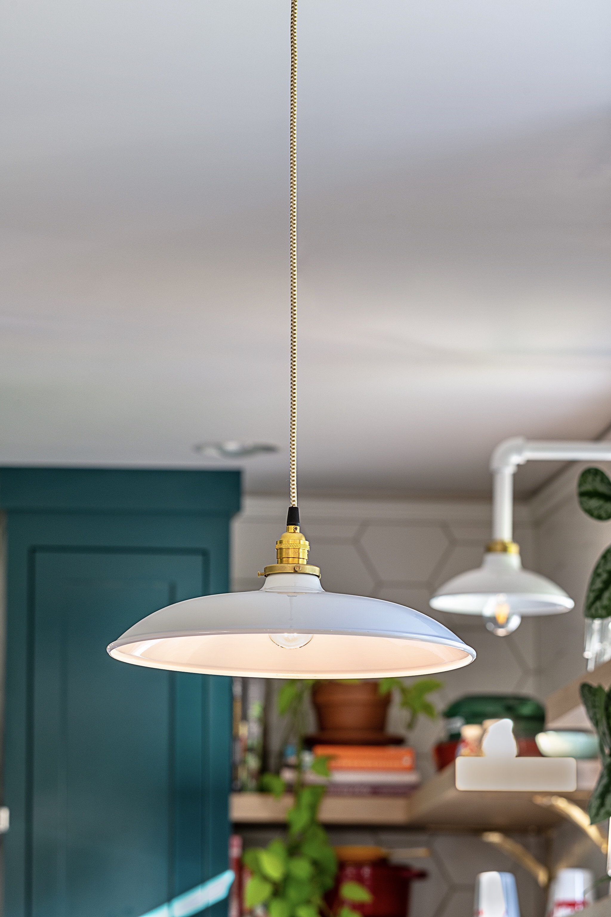 Vintage Lighting Adds Retro Style to Kitchen Reno | Inspiration | Barn ...