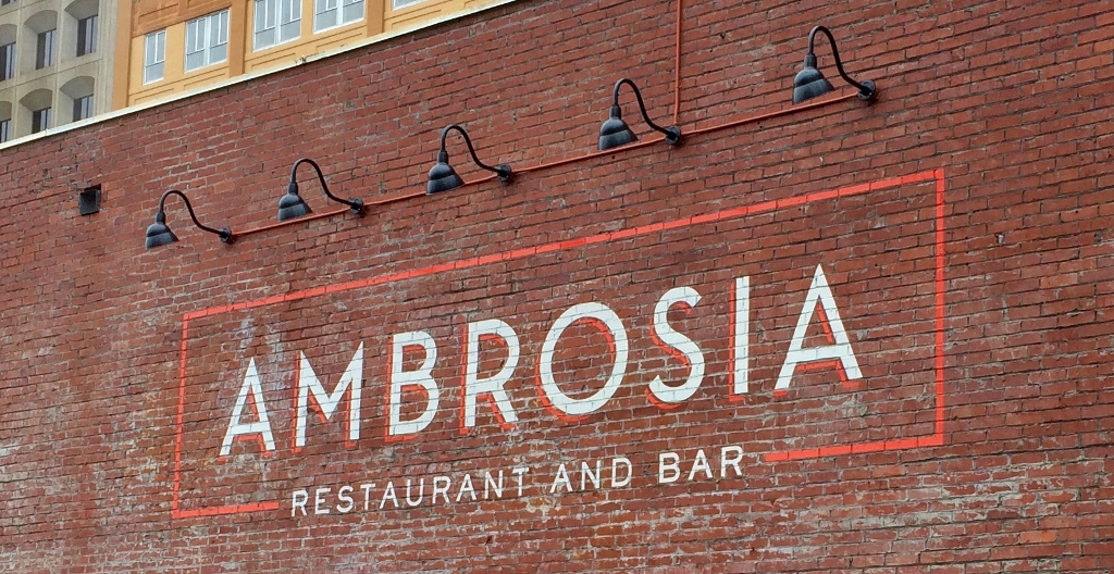 Sign Lighting Plays Critical Role in Commercial Exteriors | Inspiration ...