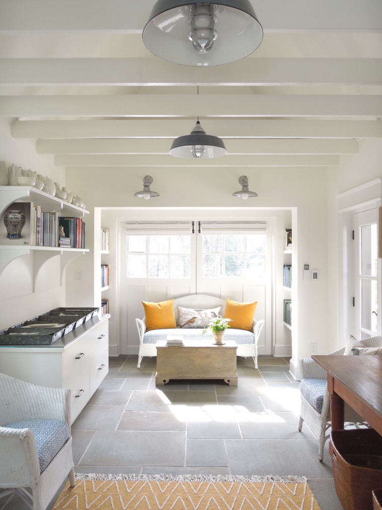 Industrial Barn Lights Satisfy Both Form and Function in Garage Studio ...