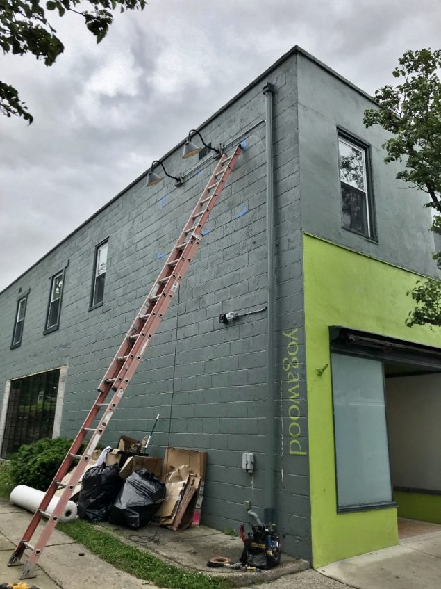 Gooseneck Sign Lights Blend with Traditional Style | Inspiration | Barn ...