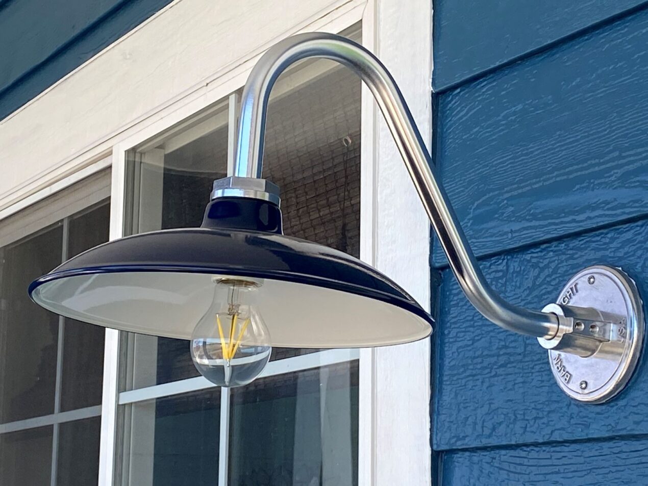 Upgrading Builder-Grade Lighting Brings New Life to Craftsman Home ...