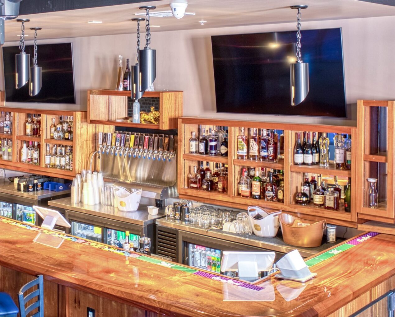 Chain Hung Pendants Create Industrial Vibe in Savannah Bar