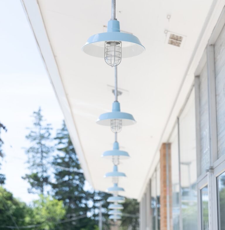 Sign Lighting Plays Critical Role in Commercial Exteriors | Inspiration ...